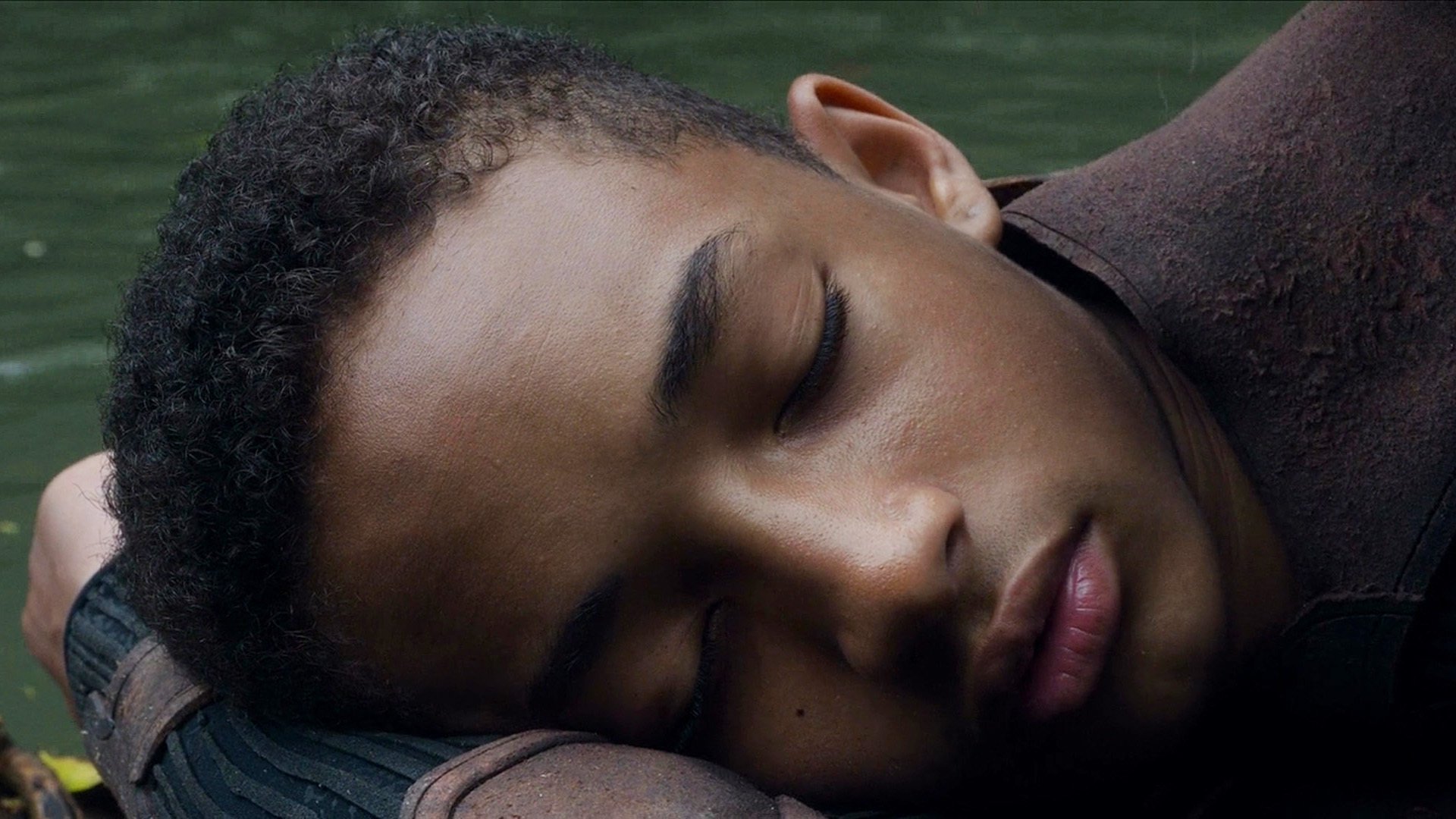 AFTER EARTH - DÜNYA: YENİ BİR BAŞLANGIÇ