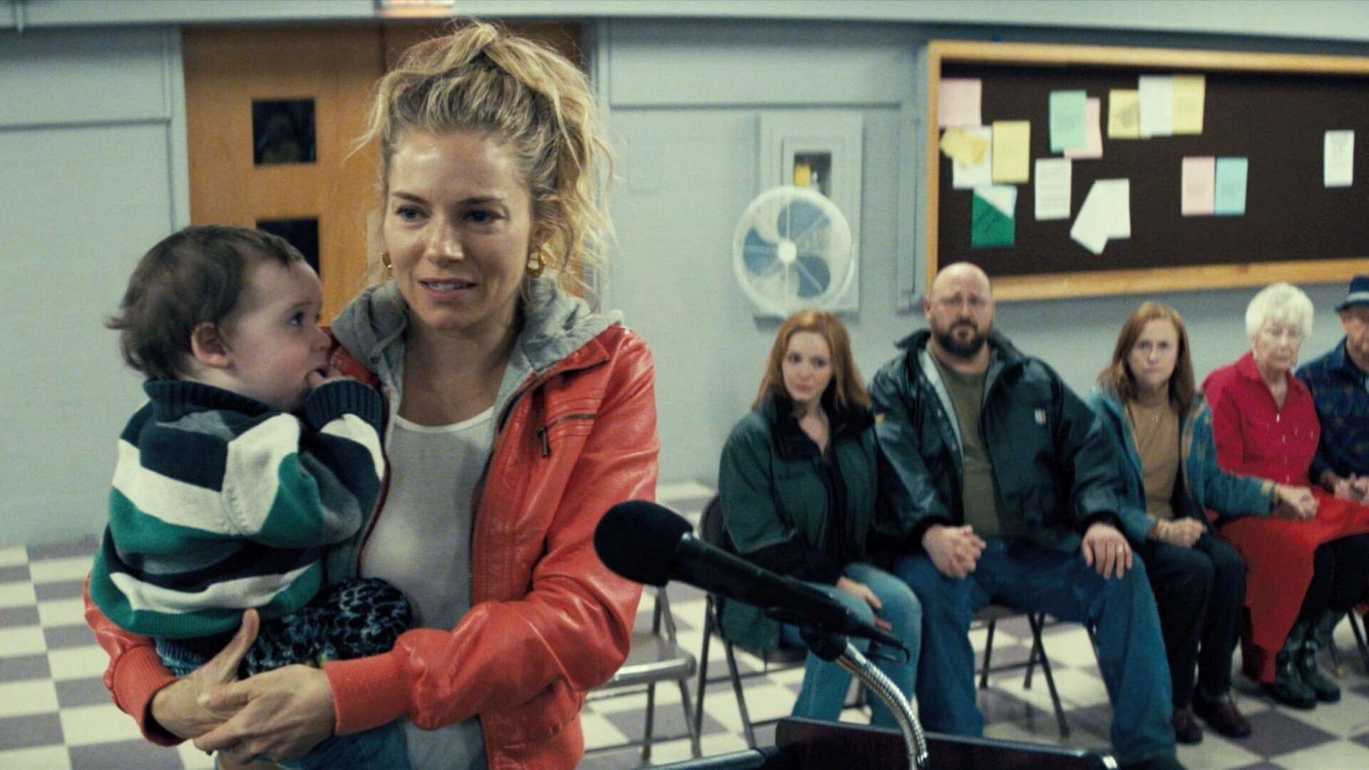 AMERICAN WOMAN - AMERİKALI KADIN