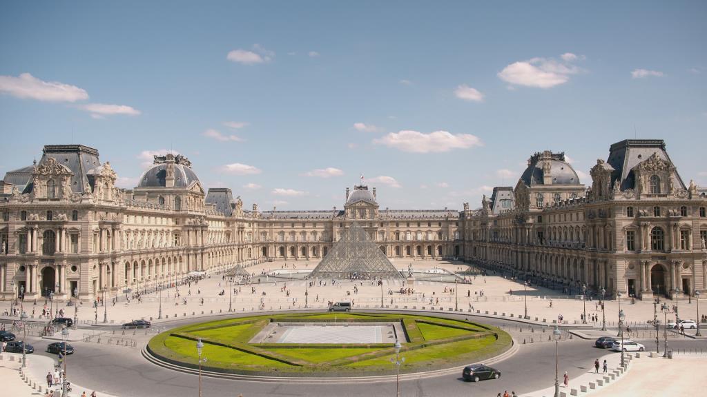 ANCIENT SUPERSTRUCTURES 2: LOUVRE - ANCIENT SUPERSTRUCTURES 2: LOUVRE