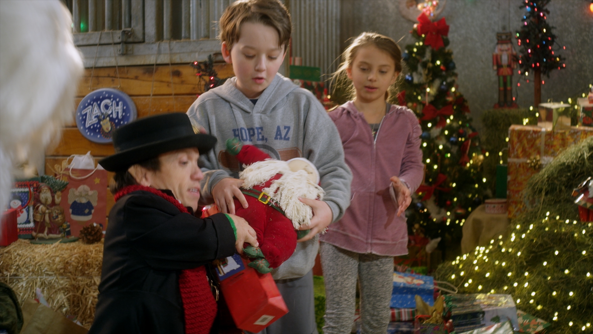 SAVING SANTA - KASABADA YILBAŞI